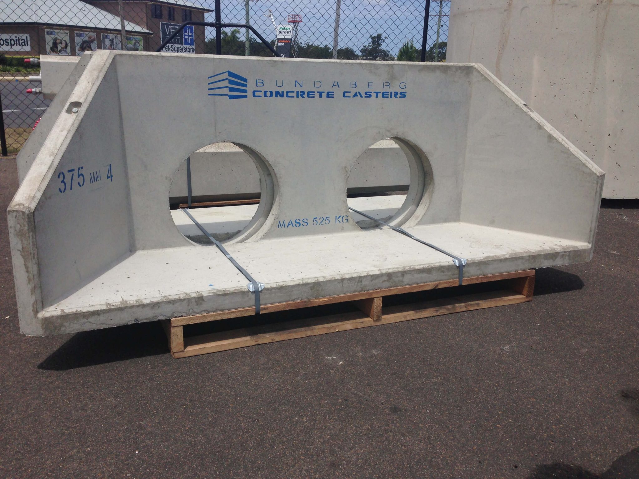 Double Cell Winged Headwall - Bundaberg Concrete Casters